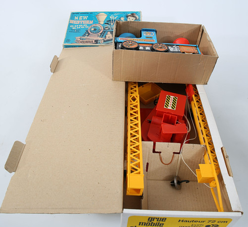 LYFTKRAN OCH LOK, Jouets Mont Blanc och New Western Choo Choo. Leksaker ...