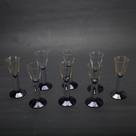 MARGARETA HENNIX. snapsglas, 8 st,Reijmyre glasbruk,signerade. Glas ...