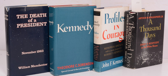 JOHN F KENNEDY. 4 volumes about JFK. Böcker, Kartor & Handskrifter ...