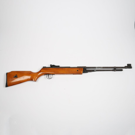 AIR RIFLE, China. Weapons & Militaria - Guns & Rifles - Auctionet