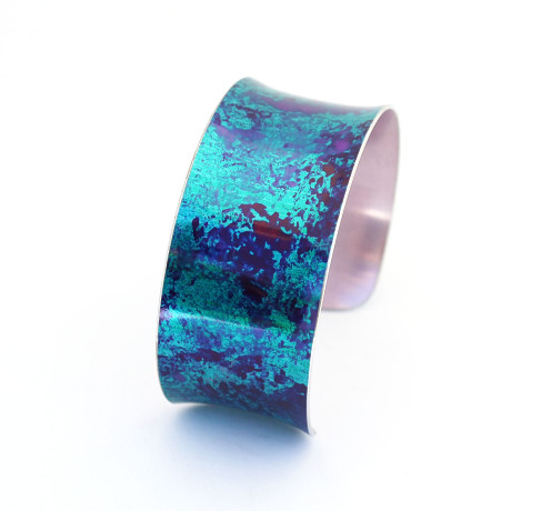 MIRANDA PECKITT THE WONDERMENT COLLECTION. MÖRKRET STIGER. ARMBAND OCH ...