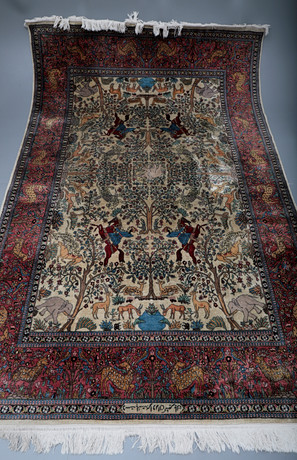 Iransk matta i ull och siden, från 1900-talets mitt. Mattor & Textil ...