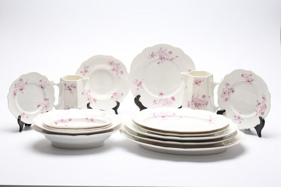 DINING SET, bone china. 94 parts. "Alpviol", Alf Wallander, Rörstrand ...