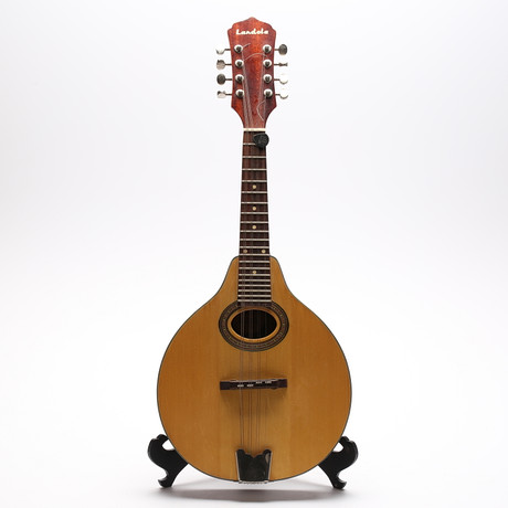 MANDOLIN, Landola, Finland. Collectables - Musical instruments - Auctionet