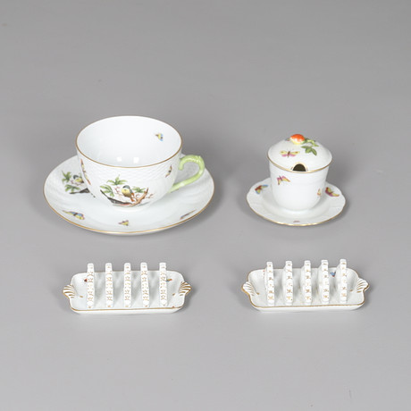 VARIOUS HEREND PORCELAIN ROTHSCHILD BIRD PATTERN CHINA. Ceramics ...