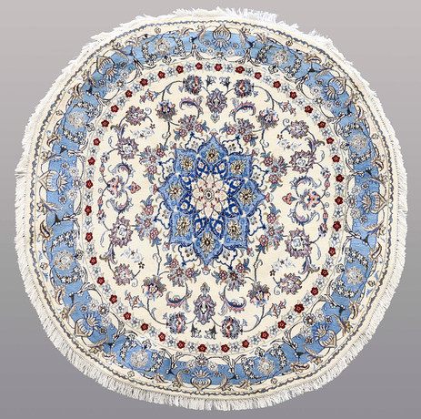MATTA, persisk, nain med silkesinslag. Diameter ca 191 cm. Mattor ...
