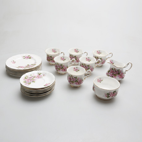 COFFEE SERVICE PARTS 18 pieces, ceramic "MAYFLOWER" England, GLASSWARE ...