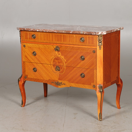 Kommode, 3-skuffer, mahogni med intarsia, bronze- og stenplade ...