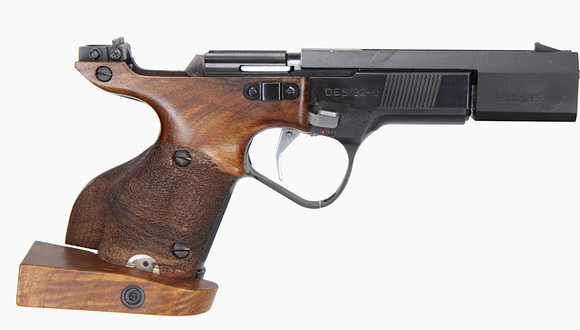 138. PISTOL, French, Semi-automatic, make Unique, model DES/32-U ...