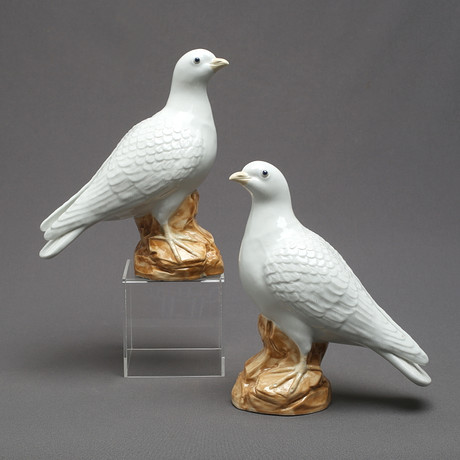 FIGURES, a pair, porcelain, pigeons, 19/2000s. Ceramics & Porcelain ...