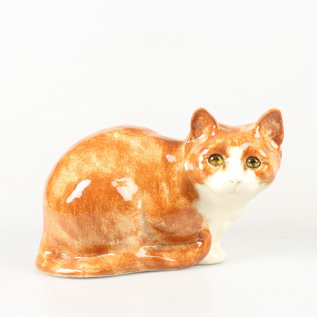 JENNY WINSTANLEY. Porcelain figurine, seated cat, first half of the ...