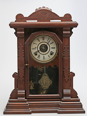 TABLE PENDULUM, Renaissance style, label Lovell Manufacturing Company ...