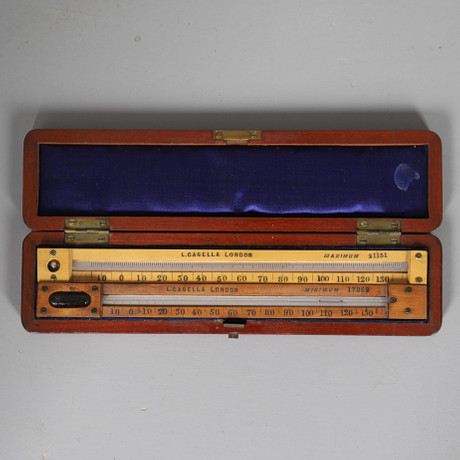 EN TVÅDELAD PSYKROMETER AV LOUIS CASELLA LONDON. Övrigt - Moderna ...