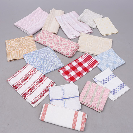 DUKAR, 16 st, vävda dukar. Mattor & Textil - Textil - Auctionet