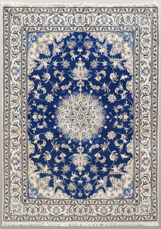 MATTA, persisk, nain med silkesinslag. Ca 230 x 164 cm. Mattor & Textil ...