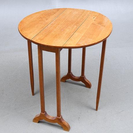 FLAP TABLE, circa 1900. Furniture - Tables - Auctionet
