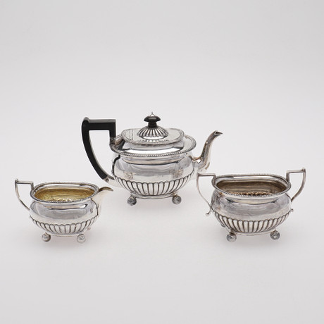 TEA SET, THREE PARTS. Silver & Metals - Silver - Auctionet