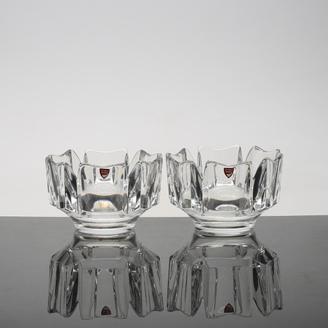 LARS HELLSTEN. 2 st, glas, "Corona", Orrefors, signerade. Glas - Övrigt ...