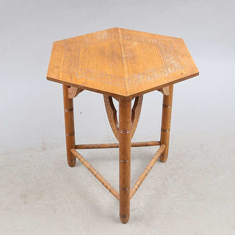 MONK TABLE, oak, hexagonal, 20th century. Furniture - Tables - Auctionet
