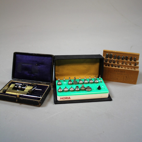 WATCHMAKER TOOLS 3 boxes. Clocks & Watches - Other clocks - Auctionet