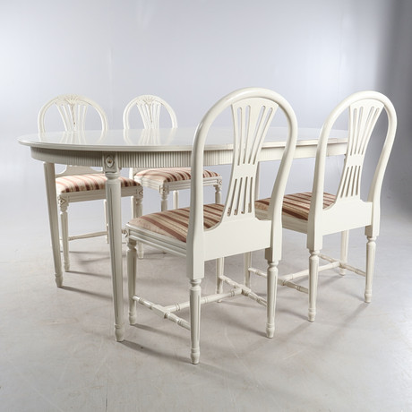 MATGRUPP, bord med 1 iläggsskiva och 4 st stolar, Gustaviansk stil ...