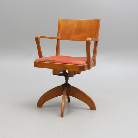 SPINNING CHAIR/DESK CHAIR, 1900s. Furniture - Armchairs & Chairs ...