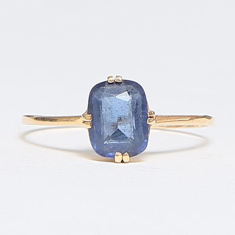 RING, 18K, sten möjligen akvamarin, 1900-tal. Smycken & Ädelstenar ...