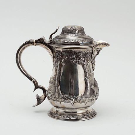 DRINKING POT, sterling silver, probably John Mun's London 1763. Silver ...