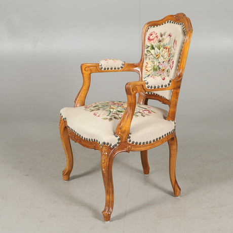 KARMSTOL, tapizado de haya con tapicería cenefa, estilo rococó. Muebles ...