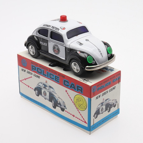 BATTERIDRIVEN LEKSAK, I FORM AV EN VW POLISBIL, Horikawa, Japan, 1960/ ...