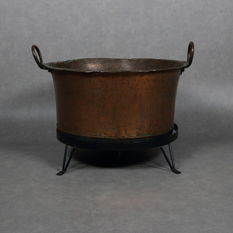 BARLEY POT WITH HANDLE, on a stand, copper and wrought iron, 19th ...