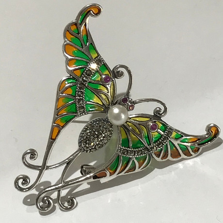 PEARL & RUBY BUTERFLY RINTA. Korut ja jalokivet - Rintakorut ja ...