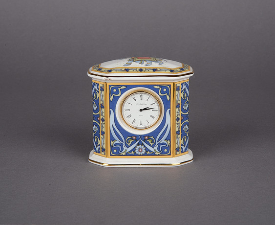 WEDGWOOD, ENGLAND. Table clock "Blue Elephant". Dating 1990s. Ceramics ...