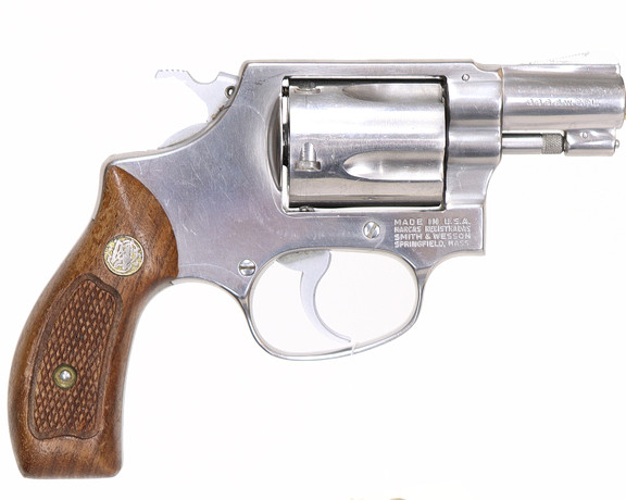 181. REVOLVER, American, Double Action, make Smith & Wesson, model 60 ...