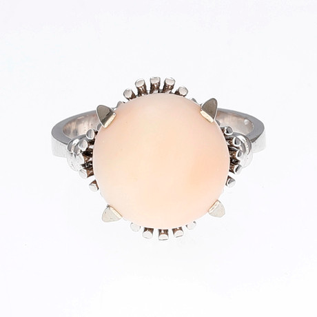 Angel läder korall ring. Smycken & Ädelstenar - Ringar - Auctionet