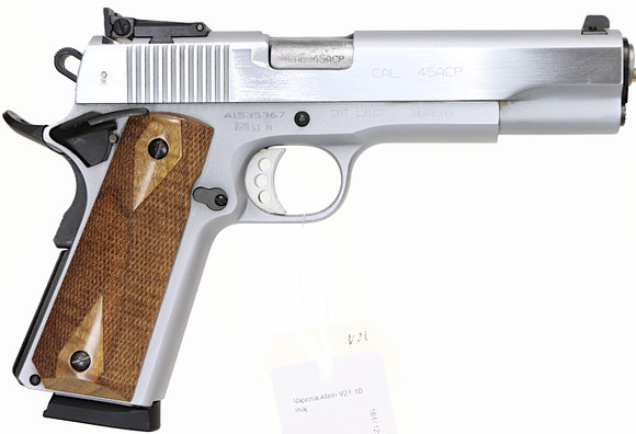 136. PISTOL, Italian, Semi-automatic, make Tanfoglio, model Witness ...