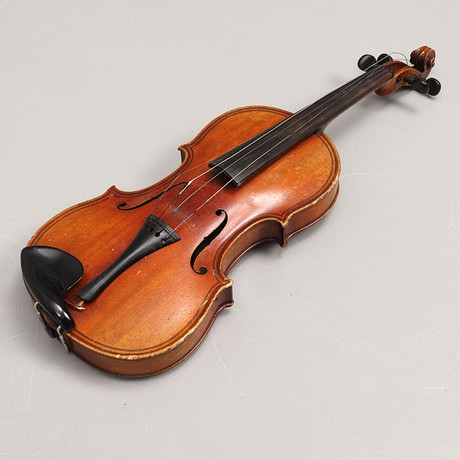 VIOLIN, labeled Caspar da Salo in brescia 1590. Collectables - Musical ...