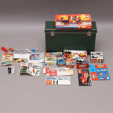 A Collection LEGO, i.a. Vintage locomotive, empty boxes, 1960s/70s ...