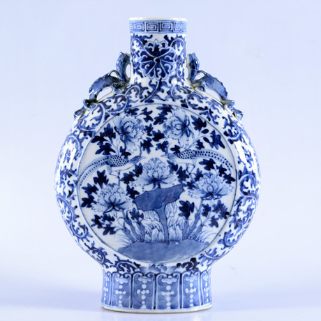 PILGRIM BOTTLE, porcelain, China, 19th century. Ceramics & Porcelain ...