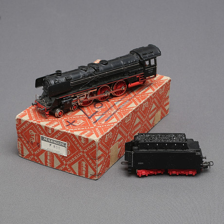 MÄRKLIN F 800 German steam locomotive original box. Toys - Auctionet