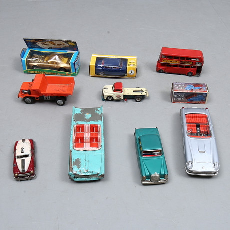 TIN and PLASTIC CARS, mostly made in Japan and Germany. about 10 pieces ...
