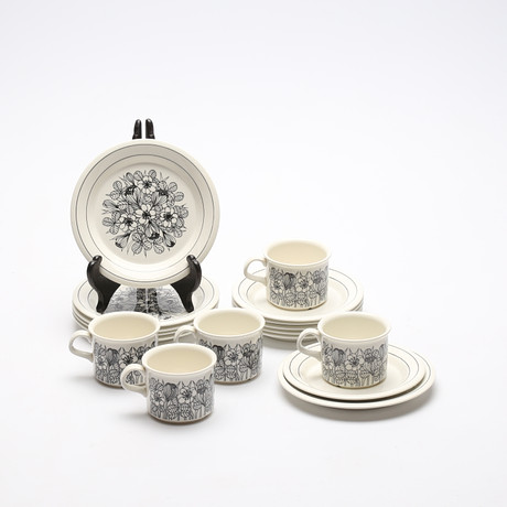 SERVISDELAR, 11 delar, keramik, "Krokus", Esteri Tomula, Arabia ...