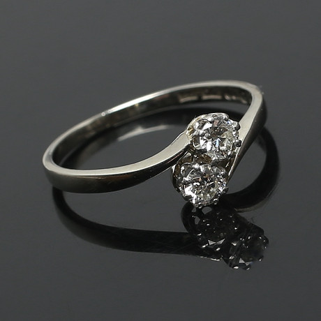 TWIN RING, 18K gold with diamonds totaling approx. 0.30 cvt, J ...