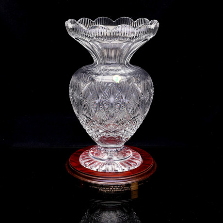 VASE, ground glass, Waterford, Ireland. Glass - Other - Auctionet