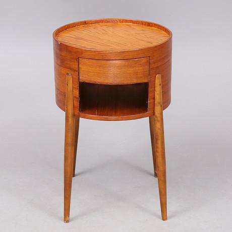 SÄNGBORD, 1960/70-tal. Möbler - Övrigt - Auctionet