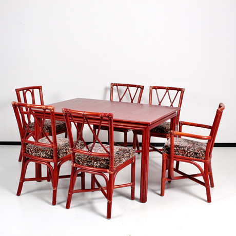 JOHN & ELINOR MCGUIRE. Matbordssats: sex stolar och matchande matbord ...