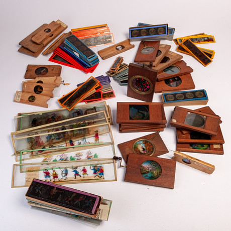 Mixed lot of glass pictures / slides for magic lanterns, various ...