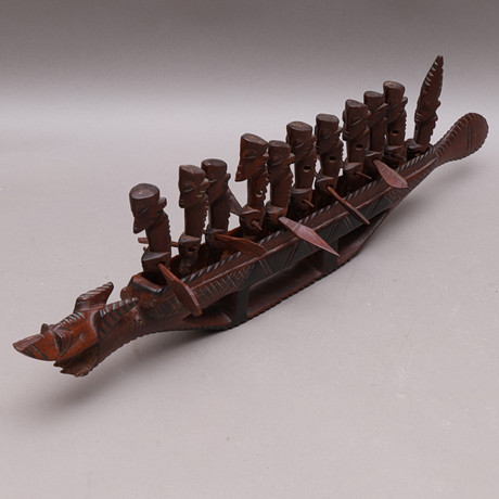 BOAT WITH ROWERS, Africa, carved wood. Tribal art - Auctionet