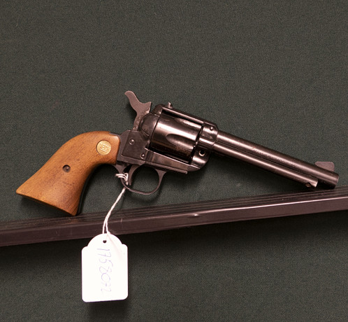 RECK. R12 351304. Licensvapen - Revolvrar - Auctionet