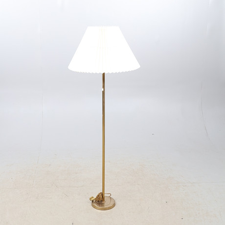 GOLVLAMPA, Bergboms, mässing, samtida. Belysning & Lampor - Golvlampor ...